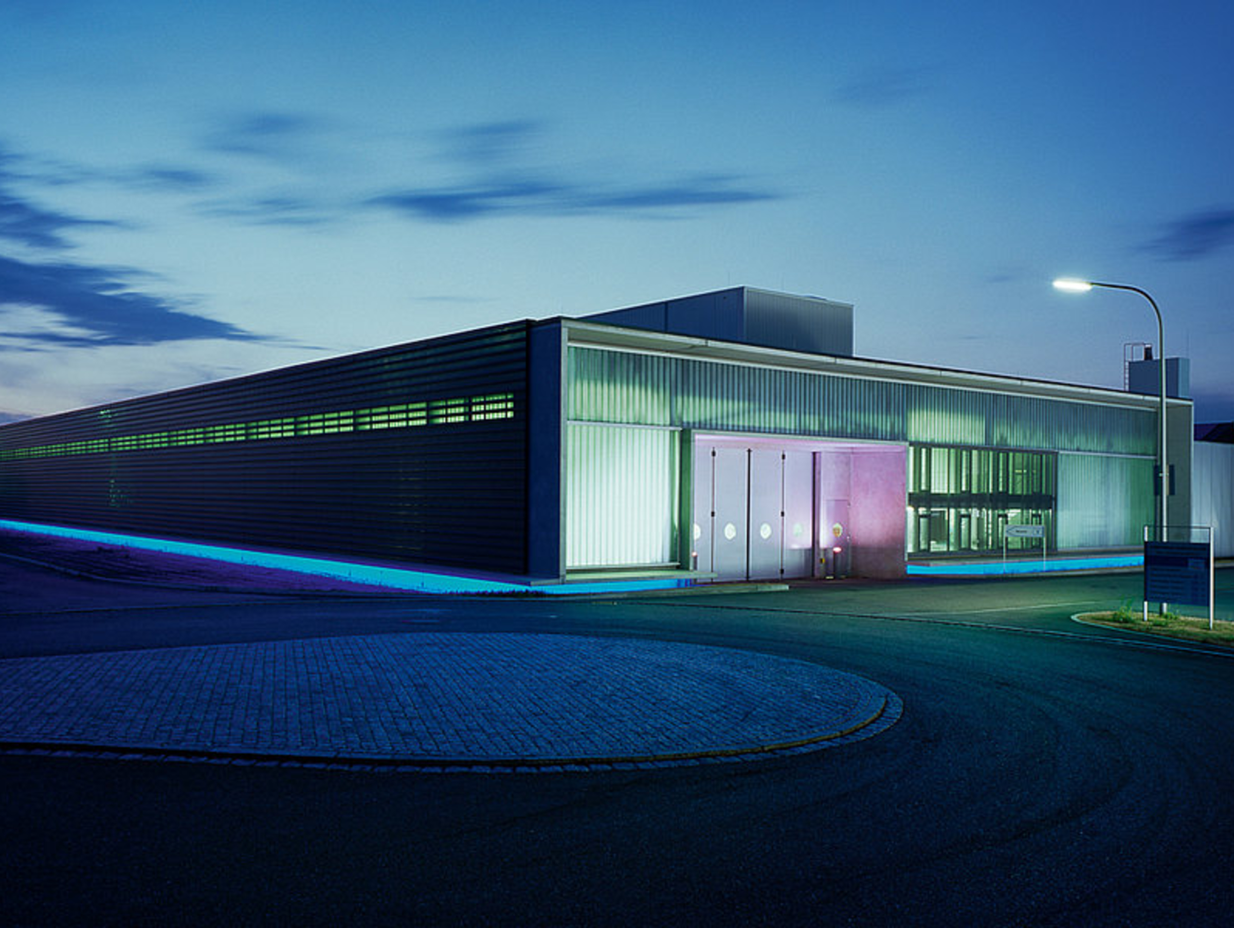 company | AUMA